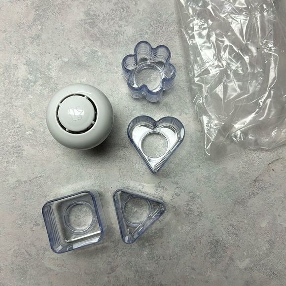 Pampered Chef | Kitchen | Pampered Chef Fruit And Cheese Shape Cutter ...